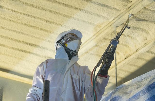 How to renovate or repair the metal roof with polyurethane spray foam ...